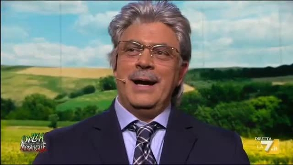 Crozza-Razzi esperto mondiale de li cazzi tua!