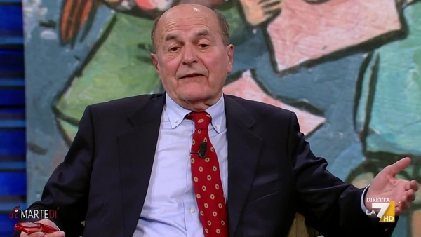 L'intervista a Pier Luigi Bersani: "Meloni all'estero si mette il ...