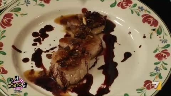 IL FILETTO DI CINGHIALE IN UMIDO CON CIPOLLE - LA7.it