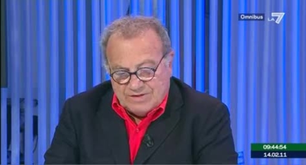 OMNIBUS - 14/02/2011 : MUTANDE CHE GARRIVANO AL VENTO - LA7.it