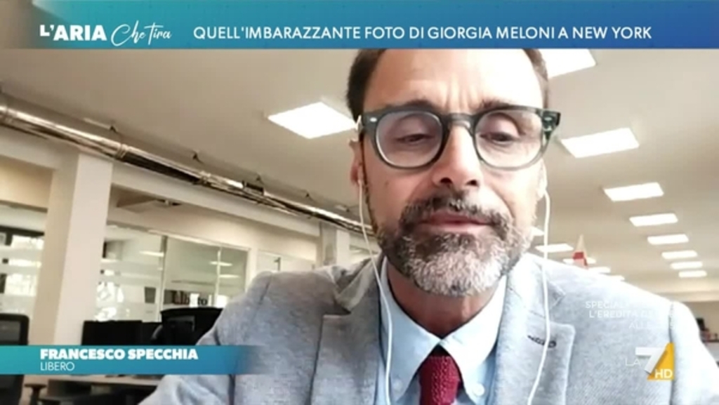 Francesco Specchia s'inalbera con David Parenzo: "È mezz'ora che sto fermo, se no vado a farmi ...