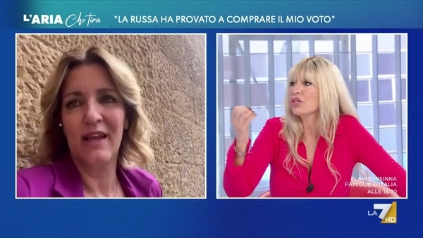 Alessandra Mussolini contro Dafne Musolino: "Rido perché sembra 'Boccia ...