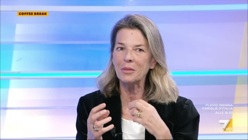 Conferenza Premier, Claudia Fusani: "La domanda sulle formiche è di un ...