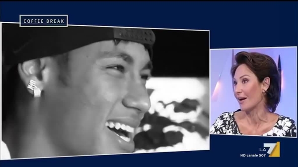 Lapsus di Elisa Simoni sull'acquisto di Neymar: 'Si comprarono anche la ...