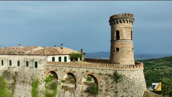 Viaggio a Caccuri tra castello, abbazie, cucina tipica e tradizioni ...