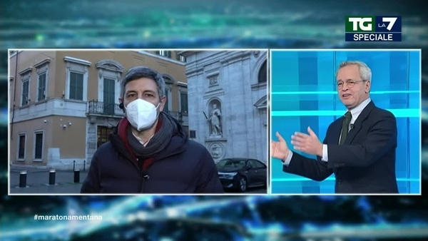 Siparietto tra Celata e Mentana: "Si chiama Don Massimo, direttore ...