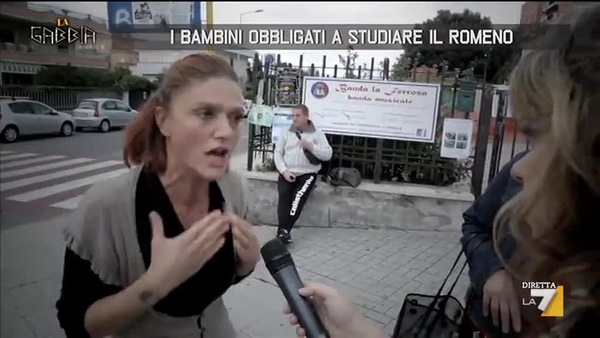 I bambini obbligati a studiare il romeno