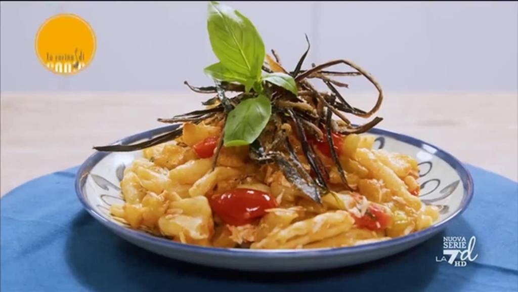 Cicatielli con pomodorini e melanzane