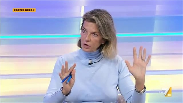 Conferenza Premier, Claudia Fusani: "La domanda sulle formiche è di un ...
