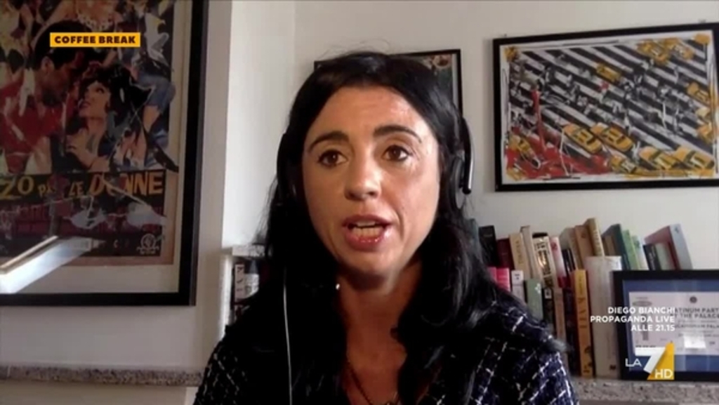 Morte di Elisabetta II, Eva Grippa: "Il caso Epstein ha escluso Andrew ...