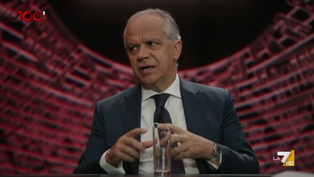 Welcome to Italy - L'intervista al Ministro Piantedosi sullo stato dei CPR in Italia