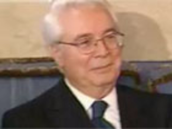 L'INFEDELE - 04/12/2012 : IL BANCHIERE GERONZI E I SEGRETI DEL POTERE ...