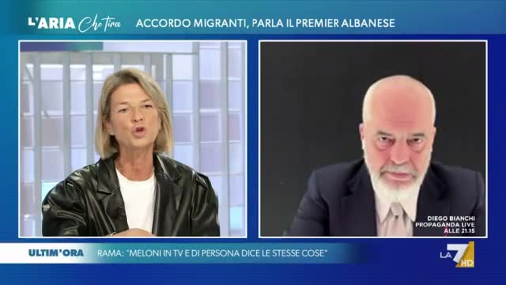 Claudia Fusani a Edi Rama, che risponde in modo sarcastico: "Perché non ...
