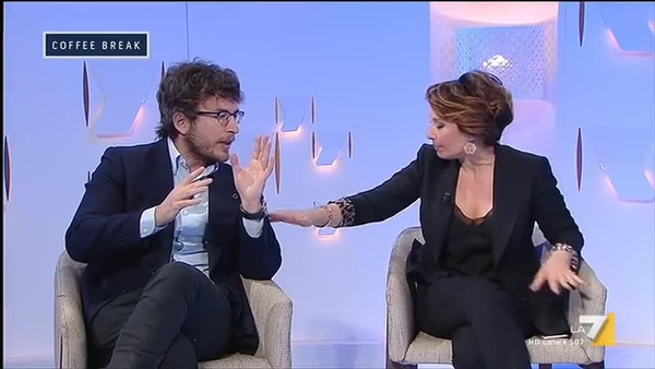 Diego Fusaro vs Elisa Simoni (PD): 'Avete ucciso Gramsci due volte, lei ...