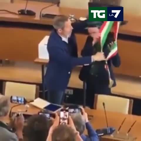 Andrea Pignataro, Ion indagata per evasione: il Fisco chiede 1,2 ...