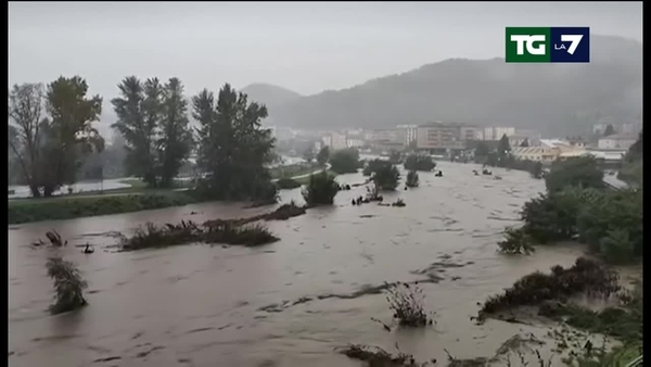 Frane e allagamenti in Liguria. La situazione a Varazze - video | TGLA7