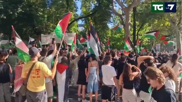 Università, si accende la protesta Pro Pal: blitz e scontri a Pisa e ...