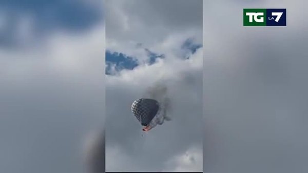 Mongolfiera precipita in Brasile: 8 morti e 13 feriti | Il video del ...